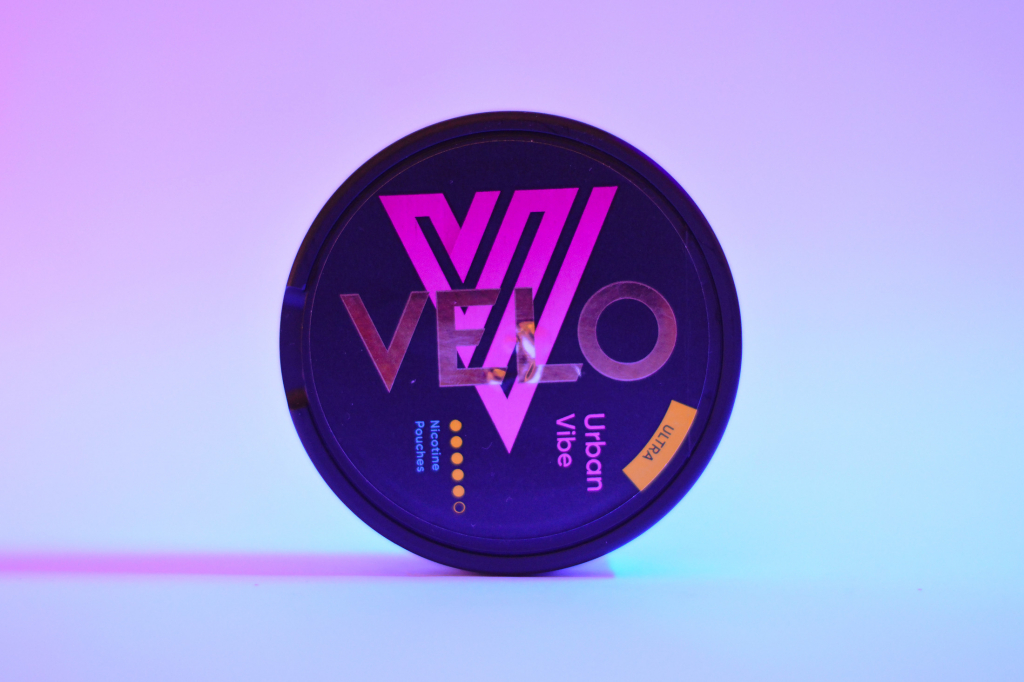 British American Tobacco Velo Urabn Vibe Třešeň + brusinka + červené ...