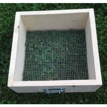 Ruční katrovačka - síto na písek, kompost, hlínu ... oko 10 x 10 mm ...