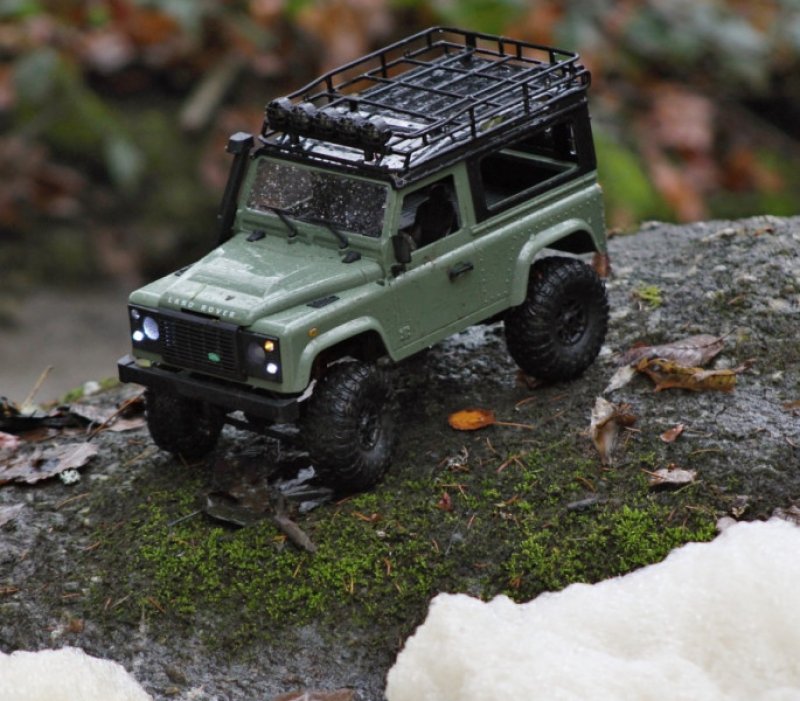 RC modely – RMT MODELS LAND ROVER DEFENDER T98 PRO olivová RC_301549 ...