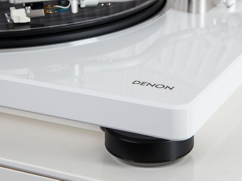 Denon DP-400 od 9 989 Kč - Heureka.cz