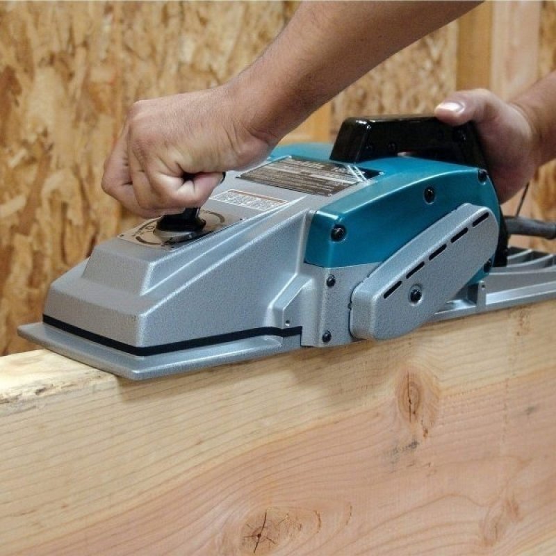 Makita 1806B od 8 999 Kč - Heureka.cz
